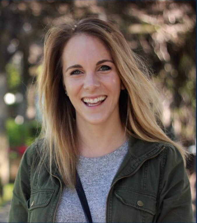 Graduation of Dr. Leanna Monteleone! – Beal Lab