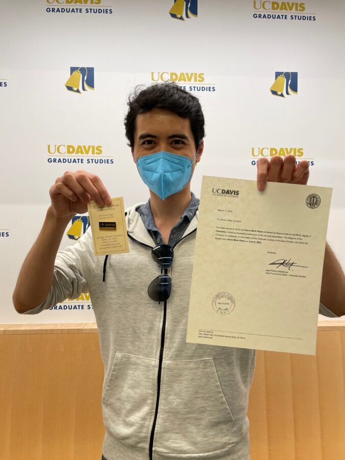 Graduation of Dr. Kevin Pham! – Beal Lab